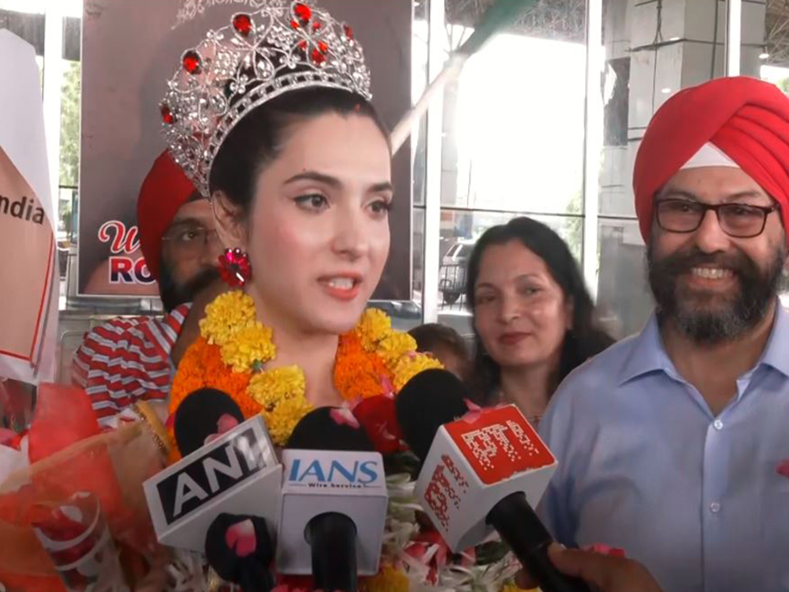 Newly crowned Miss International India 2025 Roosh Sindhu gets grand homecoming in Nagpur - The ...