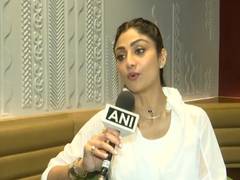 "I couldn't turn my neck": Shilpa Shetty shares how yoga helped her ...