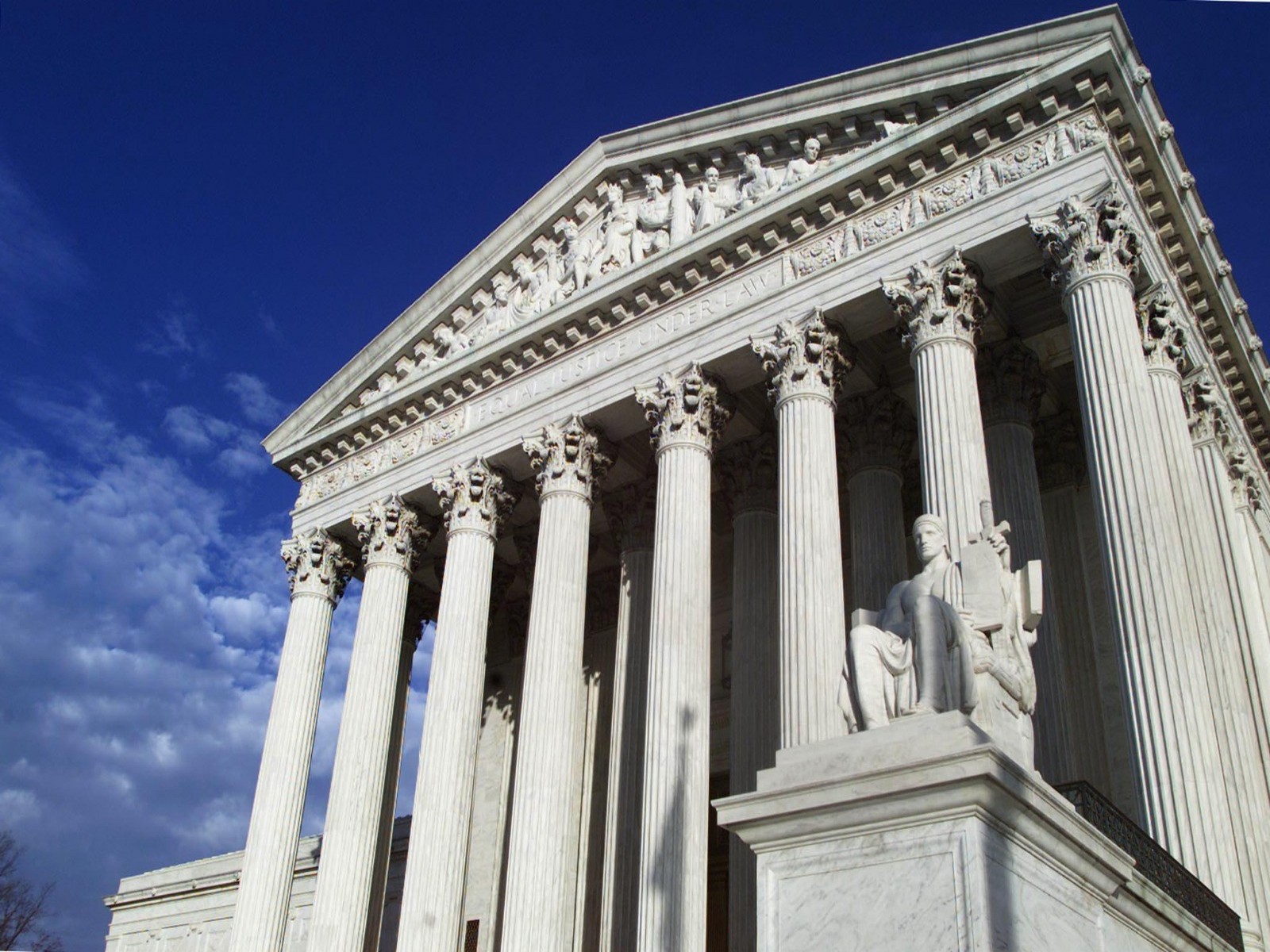US Supreme Court eases deportation process for green card holders ...